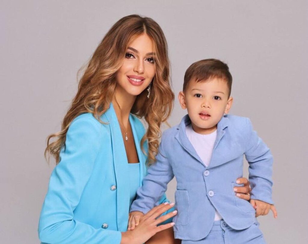 Oksana Voevodina Froze When Son Ismail Leon Asked About His Absent Dad ...