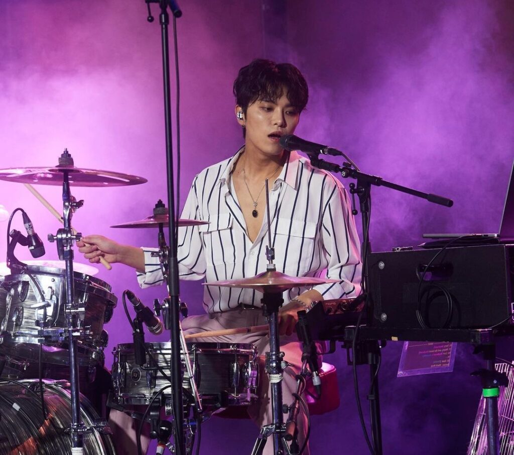 7 Fun Facts About The Rose Members: Woosung, Dojoon, Hajoon & Jaehyeong ...