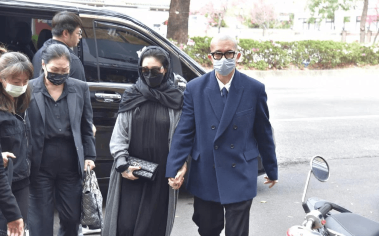 Netizens Claim Barbie Hsu’s "See-Through" Dress Worn At Funeral Was ...