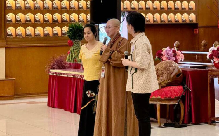 (Photo) Local Star Ah Niu Holds First Public Wedding After Secretly ...