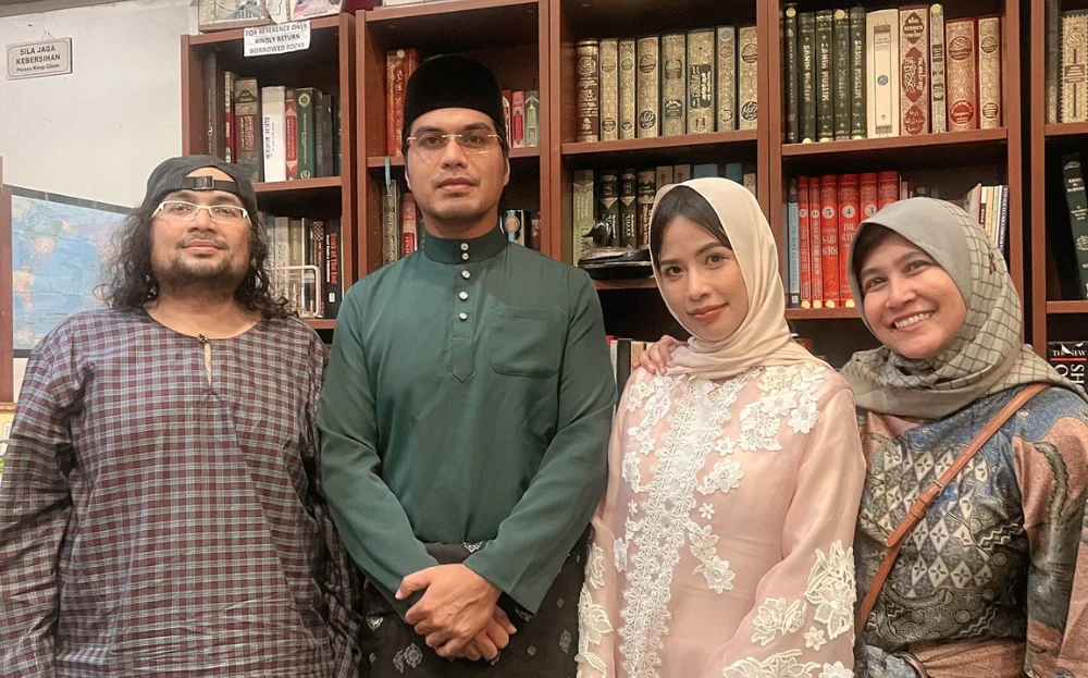 Actor Ben Amir Announces Marriage To Philippine GF In Latest IG Update ...